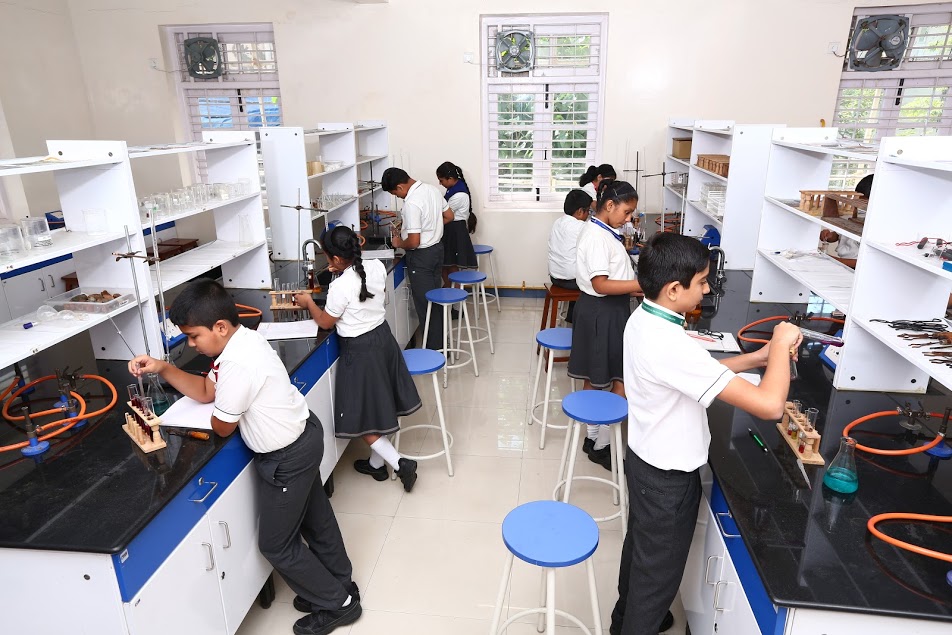 CNVM Nanavati School